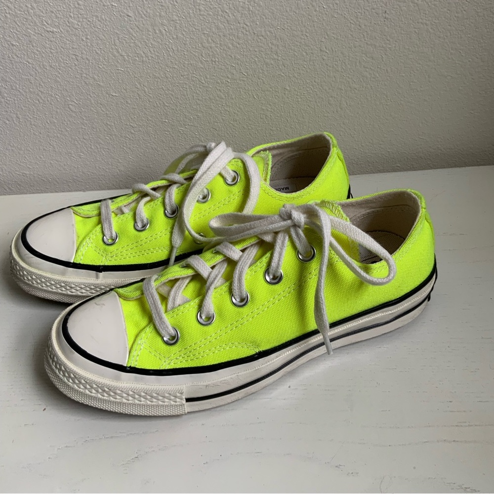 Converse Neon Yellow Chuck Taylor Shoes - Gem